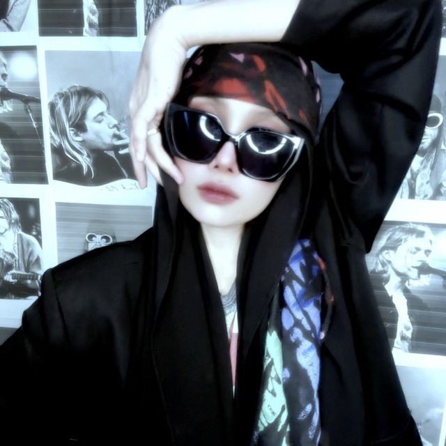 ʳᵉᵇᵒʳᶰ𝗥𝗘𝗔𝗟вυттєяƒℓιєѕˢⁱˢᵗᵉʳʰᵒᵒᵈ - WeSing