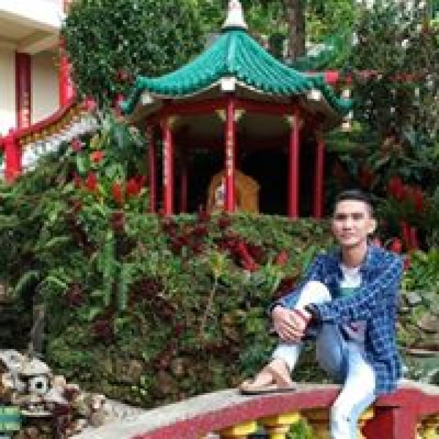 Gener Francis Guanzon - WeSing