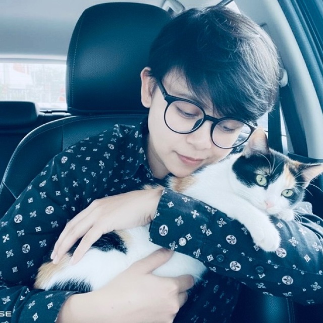 🎸𝓣𝓱𝓸𝓷𝓷𝔂.🐼🌿𝓝𝓪 𝓚𝓪😻 - WeSing